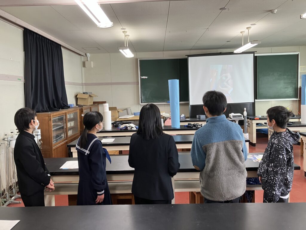 令和4年度第2回科学実験教室を開催しました。 静岡県立沼津東高等学校